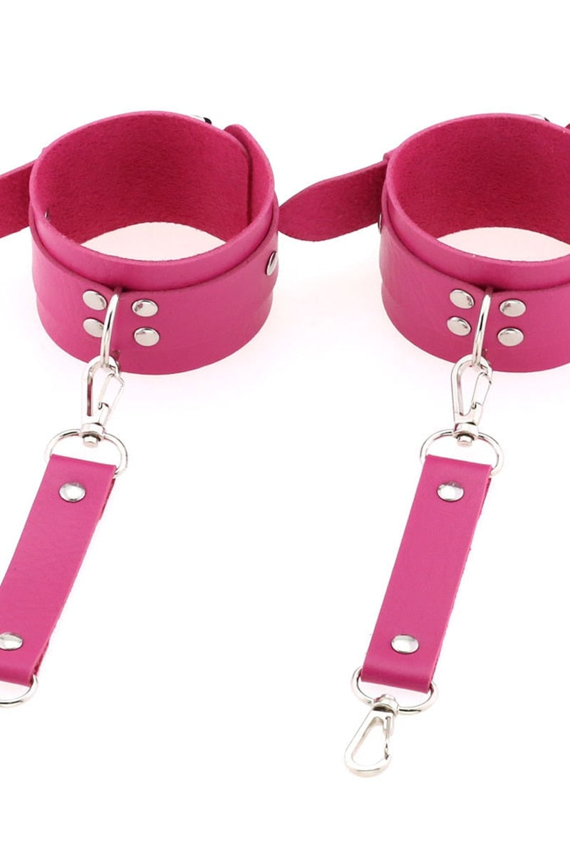 Bounce hand cuff — Pole